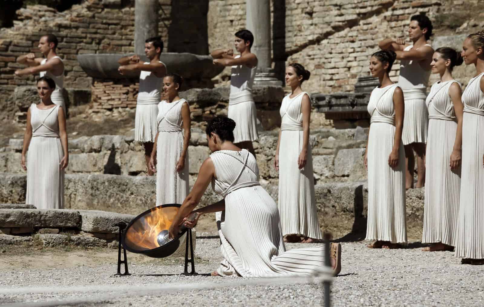 Lighting of the Olympic Flame Athens 2004 Olympic Pin #3 - Athens 2004